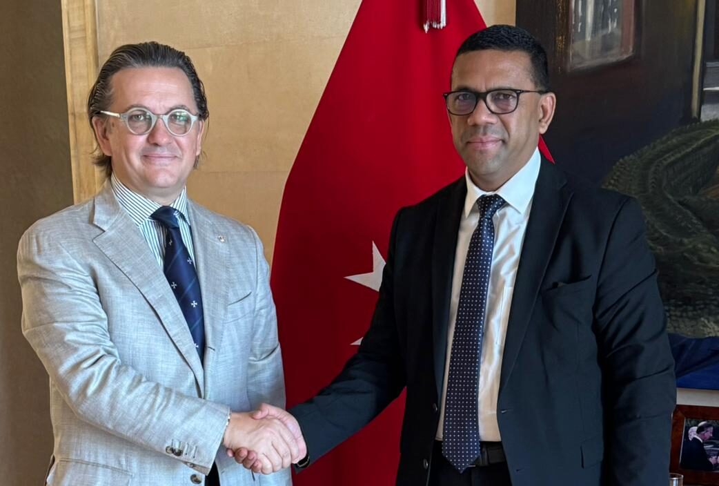 L’Ambassadeur Julien Brunie a reçu à la résidence de l’Ordre à Rabat, à ...